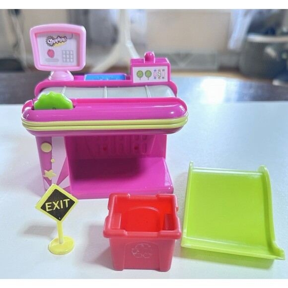 moose toys | Toys | Shopkins Supermarket Season Small Mart Checkout ...